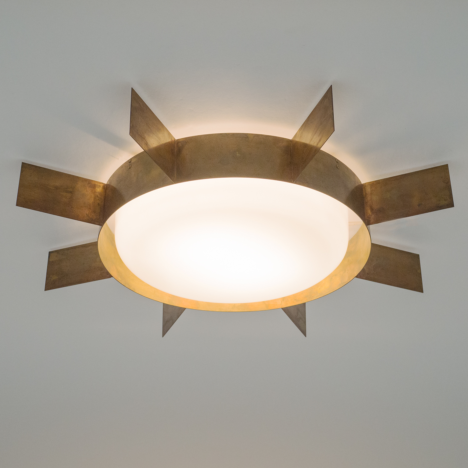 Gio Ponti Brass ‚Sole‘ Ceiling Lights, 1950s – mdrn